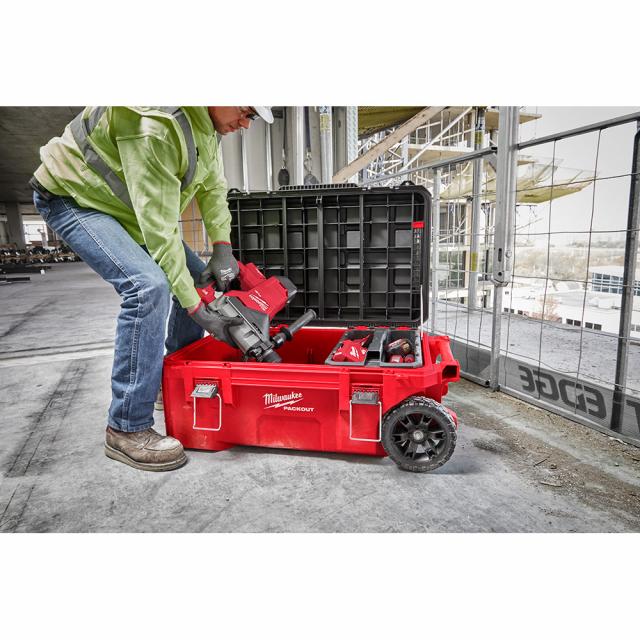 Milwaukee PACKOUT Rolling Tool Chest - GME Supply