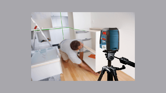 Bosch Self-Leveling Green-Beam Cross-Line Laser - GME Supply