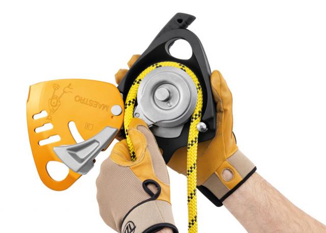 Petzl MAESTRO Descender - GME Supply