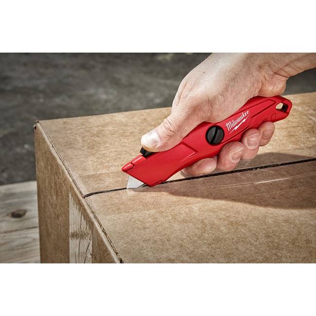 Milwaukee Self Retracting Utility Knife - GME Supply