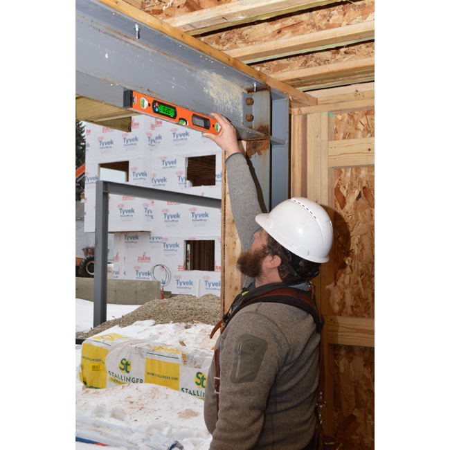 Johnson 24 Inch Waterproof Electronic Digital Level - GME Supply