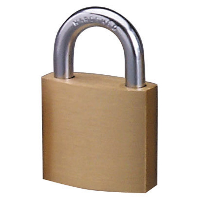 Master Lock 1-1/8 Inch (29mm) Brass V-Line Padlock (Keyed Alike) - GME ...